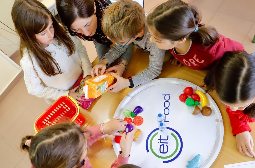 Obesity, malnutrition and food insecurity: what are the solutions ...